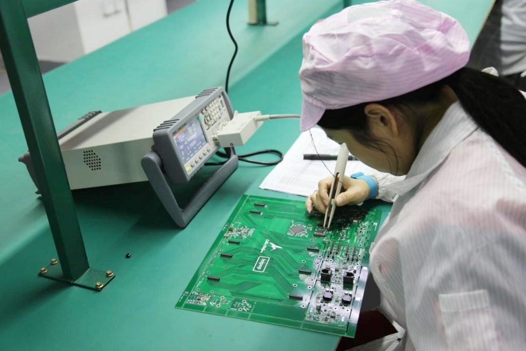 PCBGOGO, fabrication de PCB et assemblage des composants - Framboise ...