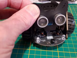 Robot éducatif programmable avec ESP32 : Crowbot Bolt d'Elecrow ...