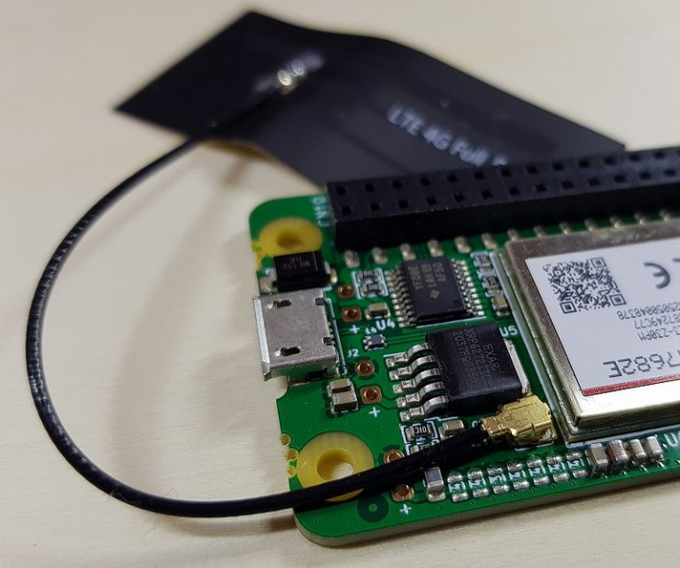 Carte GSM 4G/LTE Nadhat MK2 - USB et HAT Raspberry Pi avec SimCom ...