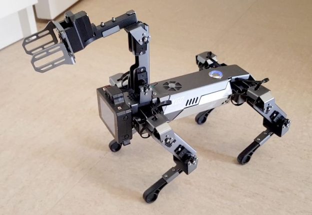 Chien Robot XGO2 avec Raspberry Pi CM4 et ESP32 de ElecFreaks ...