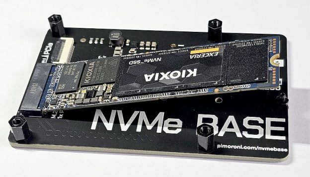 NVMe Base de Pimoroni : Ajoutez un SSD M2 à votre Raspberry Pi 5 ...