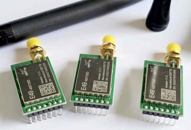 Transmission de données série en 433MHz avec les modules EBYTE E49 ...